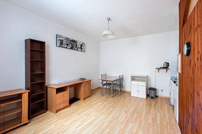 Clemenceau, Dijon : Appartement à louer