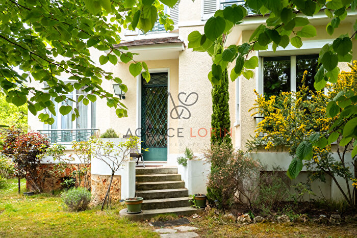Maison 9 pièces à Le Vésinet, à vendre