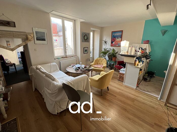 Appartement à vendre - La Rochelle, Centre-ville, Vieux-port, Marché - 3 pièces - 2 chambres