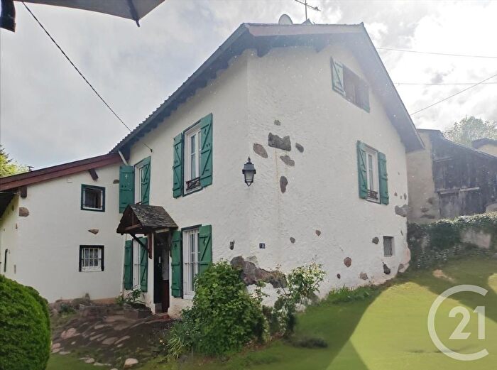 Maison 10 pièces à vendre à Saurat