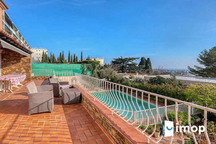 Maison 11 pièces à vendre à Toulon, Siblas