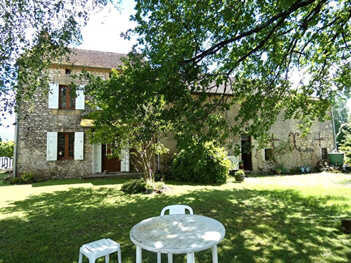 Cherveix-Cubas - Maison 5 pièces à vendre
