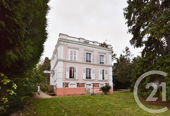 Maison à vendre - Montgeron, Centre-ville, Gare - 9 pièces - 5 chambres