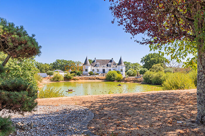 Maison 9 pièces à La Chevrolière, à vendre