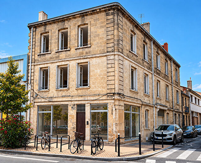 Appartement 3 pièces à louer à Bordeaux, Capucins, Saint-Michel