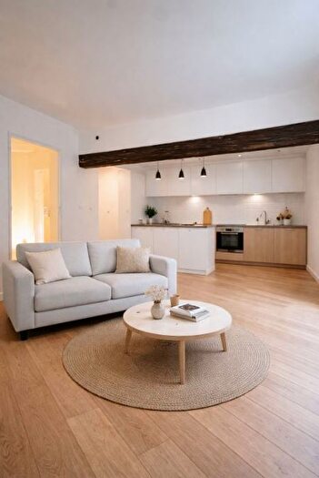 Appartement à louer - Étampes, Centre-Ville - 2 pièces - 1 chambre