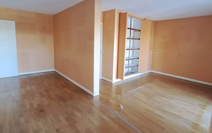 Appartement à vendre - Bourg-la-Reine, Centre-ville - 4 pièces - 3 chambres