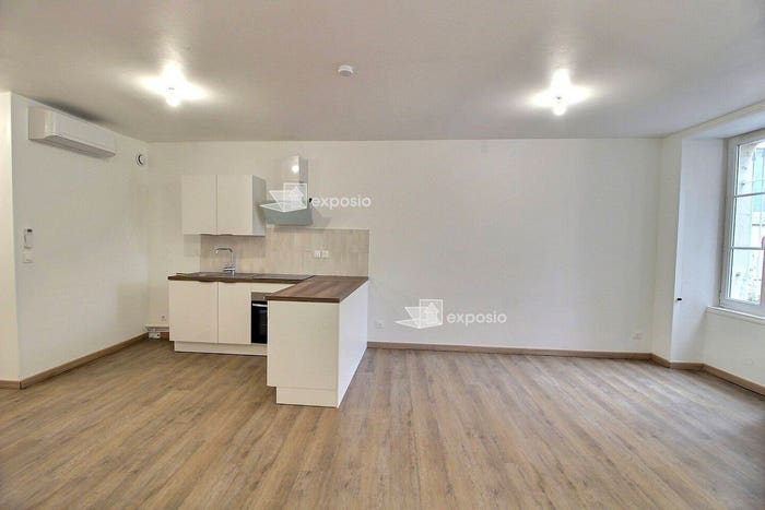 Centre Ville, Niort : Appartement 2 pièces à louer