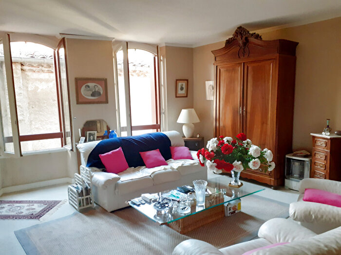 Appartement 8 pièces à vendre à Sumène