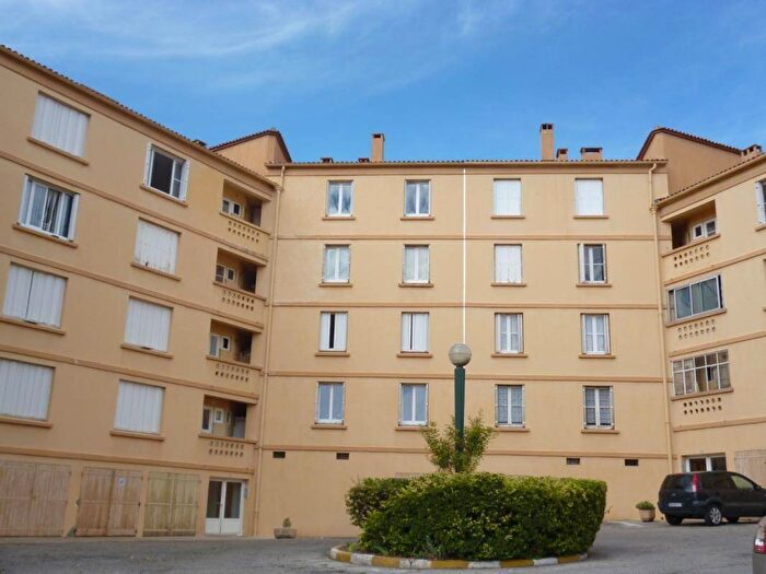 Appartement à louer - Extension Années, A, Brignoles - 3 pièces - 2 chambres