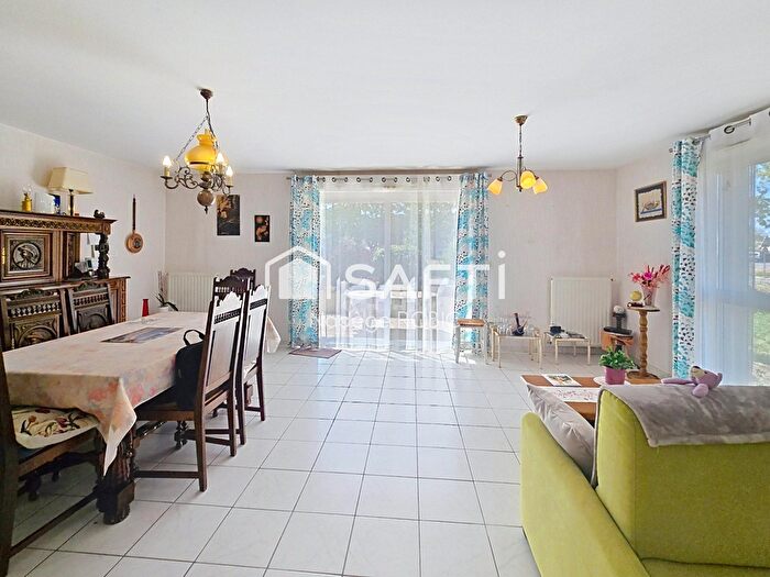 Maison 4 pièces à vendre à Seiches-sur-le-Loir