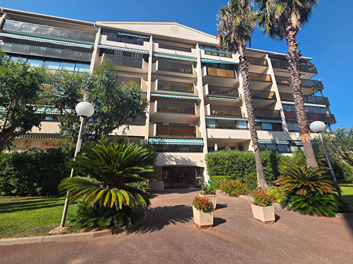 Appartement 1 pièce à vendre à Saint-Raphaël, Centre-ville