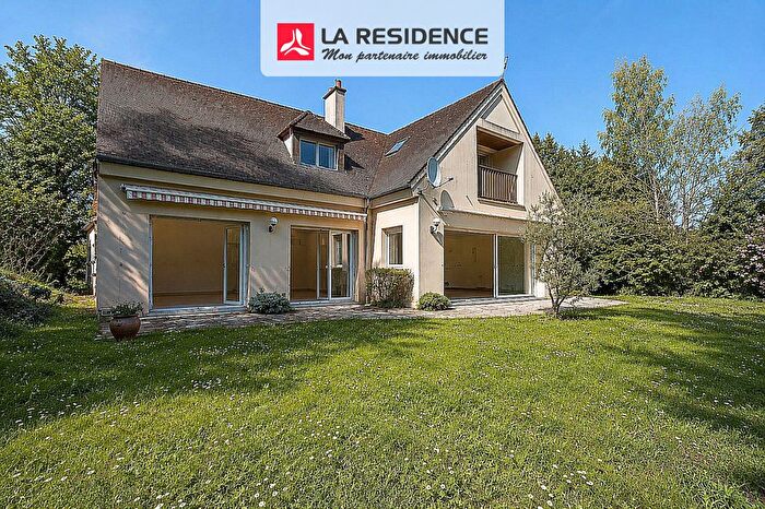 Maison 10 pièces à Chambourcy, à vendre