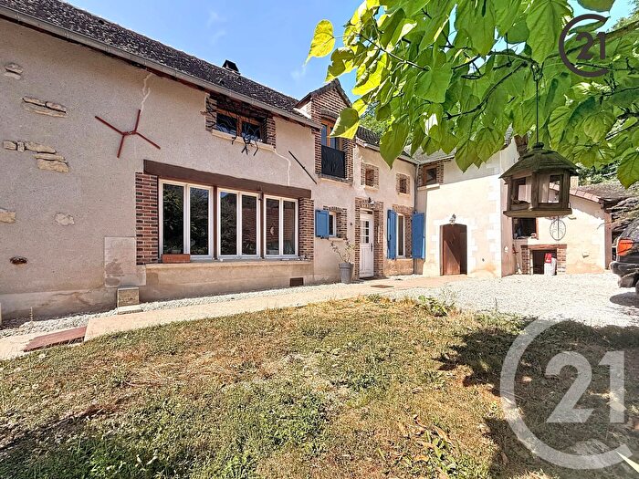 Poilly-sur-Tholon - Maison 7 pièces à vendre