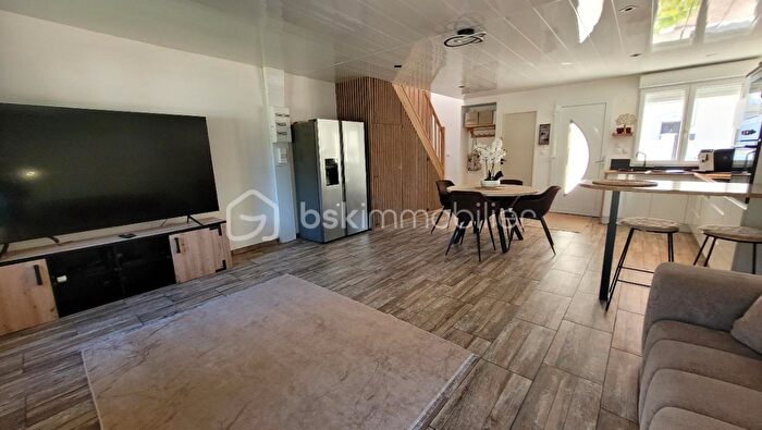 Maison 4 pièces à Gond-Pontouvre, à vendre