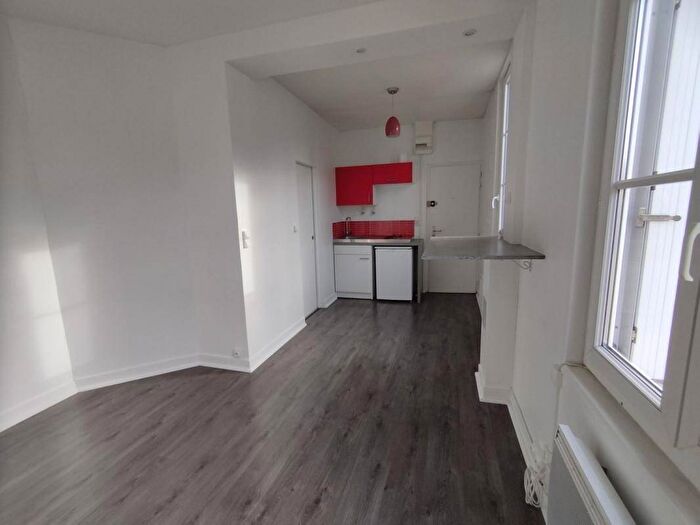 Appartement à louer - Bourgogne-Pasteur, Orléans - 2 pièces - 1 chambre