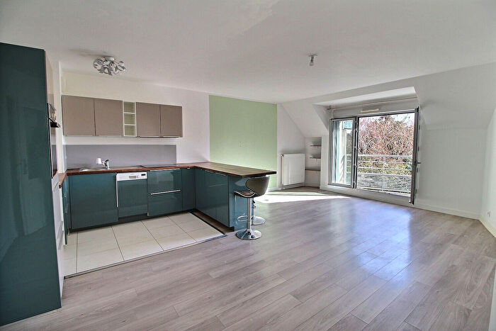 Appartement à vendre - Massy, Centre-ville - 3 pièces - 2 chambres