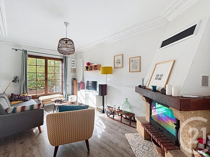 Maison à vendre - Villeneuve-le-Roi, Faisanderie - 4 pièces - 2 chambres