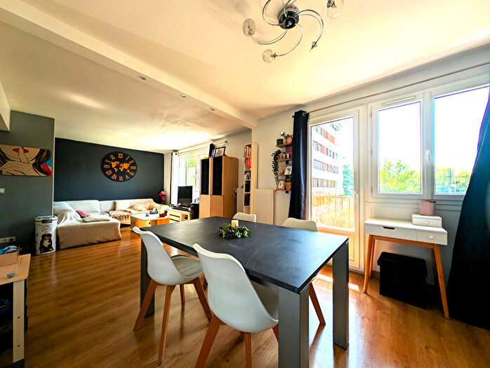 Appartement à vendre - Les Clayes-sous-Bois, Nord - 4 pièces - 2 chambres