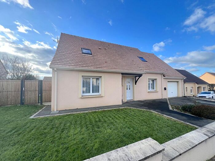 Maison à vendre - Chaufour-Notre-Dame - 7 pièces - 4 chambres