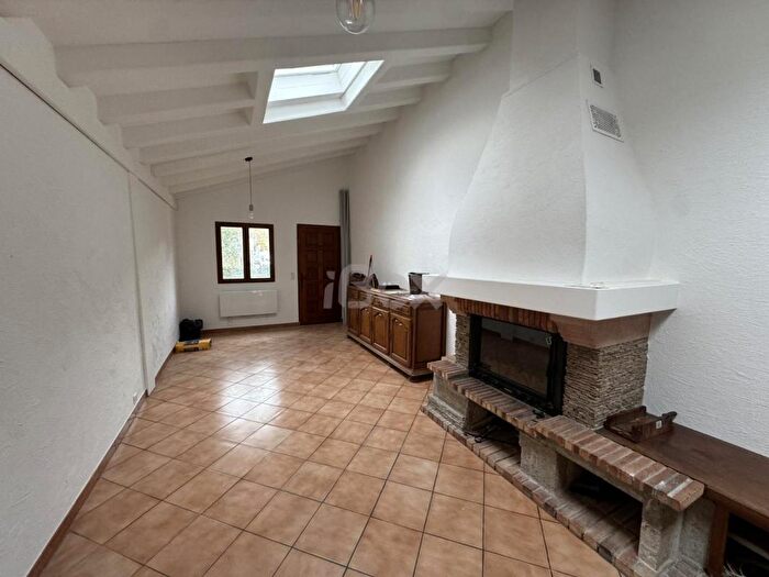 Appartement à louer - La Seyne-sur-Mer, Est - 4 pièces - 3 chambres