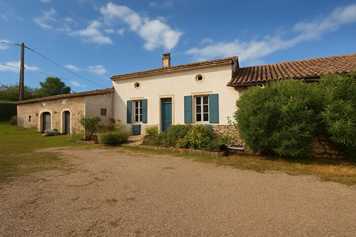 Maison à vendre - Allez-et-Cazeneuve - 3 pièces - 2 chambres