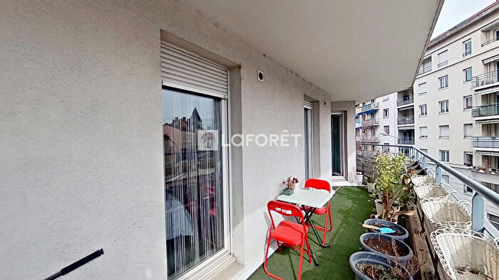 Villeurbanne, Ferrandière, Maisons Neuves : Appartement 4 pièces à vendre