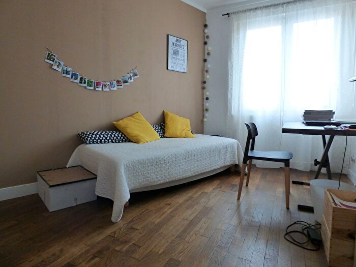 Appartement à louer - Quartiers Ouest, Moulin du Comte - 3 pièces - 2 chambres