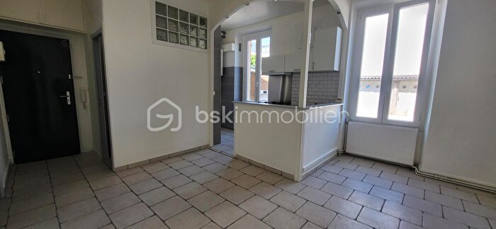 Appartement à vendre - Corbeil-Essonnes, Tarterêts - 3 pièces - 2 chambres