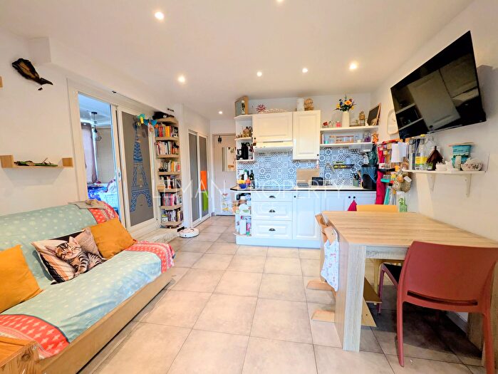 Appartement à vendre - Mandelieu-la-Napoule, Capitou - 2 pièces - 1 chambre