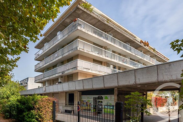 Boissy-Saint-Léger, Centre-ville, Progrès : Appartement 1 pièce à vendre