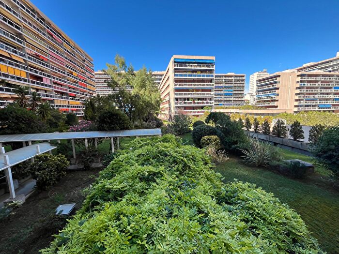 Appartement à louer - Marseille e , Lodi - 3 pièces - 3 chambres