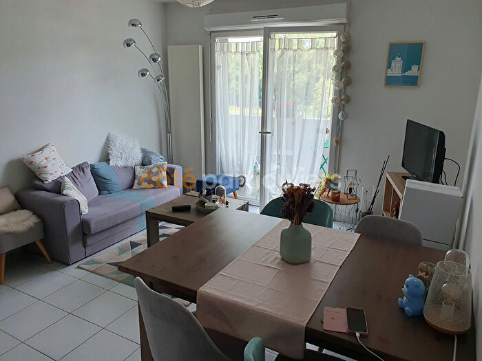 Appartement à vendre - Amilly - 3 pièces - 2 chambres