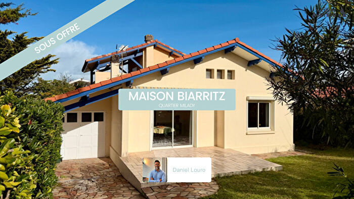 Maison à vendre - Biarritz, Milady, Colline, Beaurivage - 5 pièces - 3 chambres