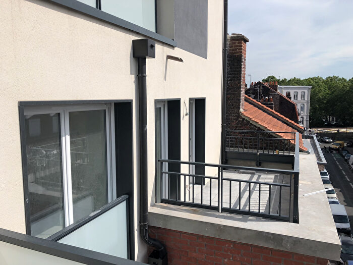 Appartement à louer - Lille, Moulins - 3 pièces - 2 chambres