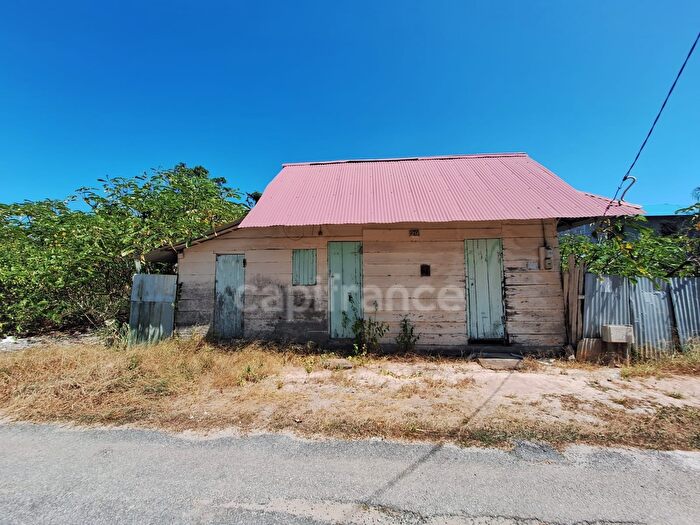 Maison 2 pièces à vendre à Mana