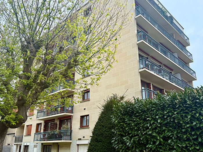 Appartement à vendre - Colombes, Les Vallées - 1 pièce - 1 chambre