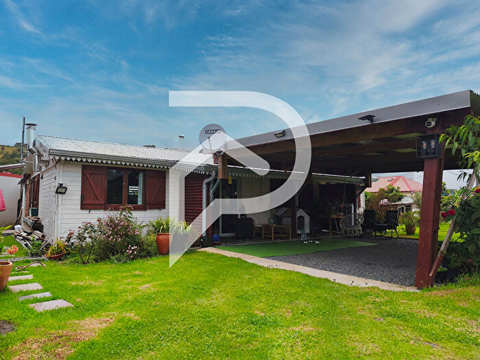 Maison à vendre - Le Tampon, La Grande Ferme, Le Coin Tranquille, Notre-Dame de la Paix - 5 pièces - 3 chambres