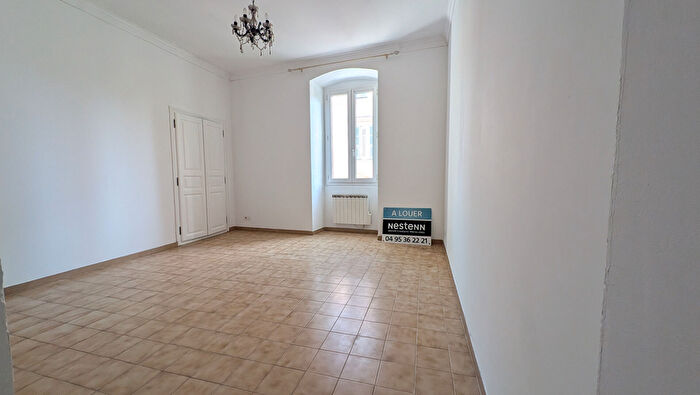 Bastia, Centre-ville ancien - Appartement 3 pièces à louer