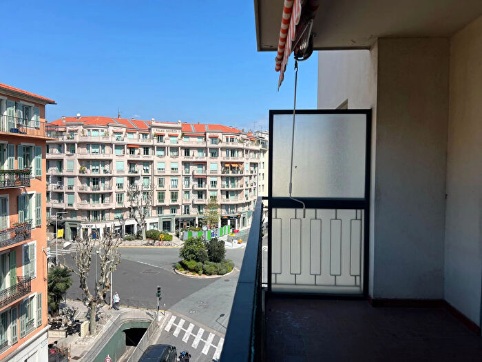 Appartement à vendre - Nice, Le Port - 3 pièces - 2 chambres