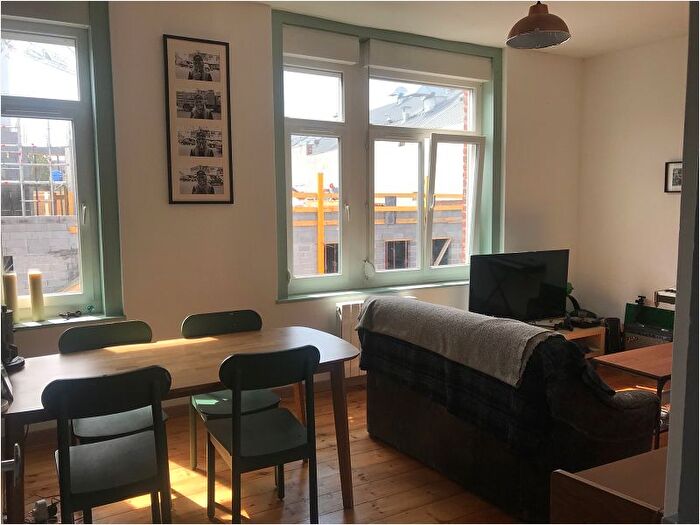 Lille, Wazemmes : Appartement 2 pièces à louer