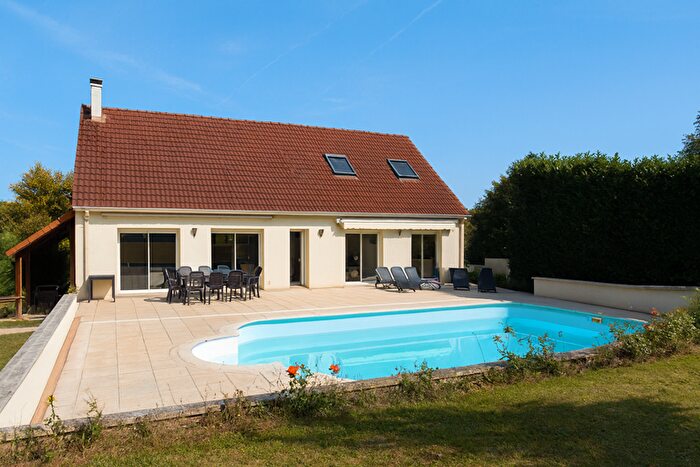 Maison à vendre - Vert-en-Drouais - 6 pièces - 5 chambres