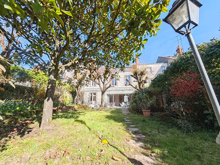 Maison à vendre - Tours, Lakanal, Strasbourg - 10 pièces - 7 chambres