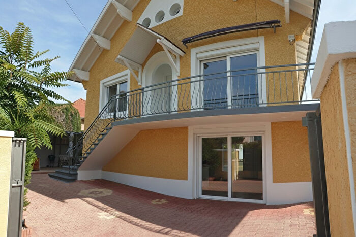 Maison à vendre - Chavanoz - 7 pièces - 4 chambres