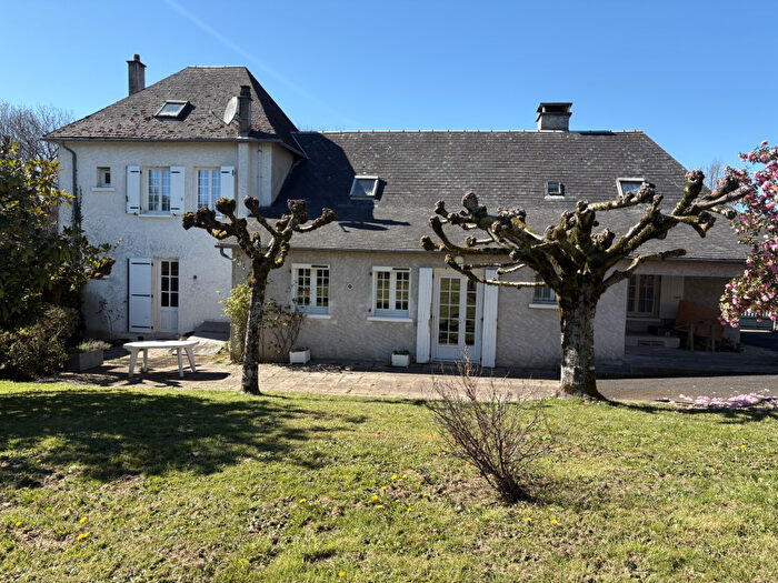 Maison à vendre - Arnac-Pompadour - 8 pièces - 5 chambres