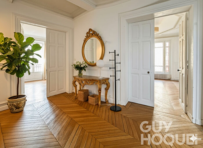 Appartement à vendre - Versailles, Notre Dame - 5 pièces - 4 chambres