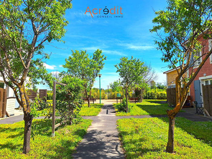 Maison à vendre - Colombiers - 3 pièces - 2 chambres