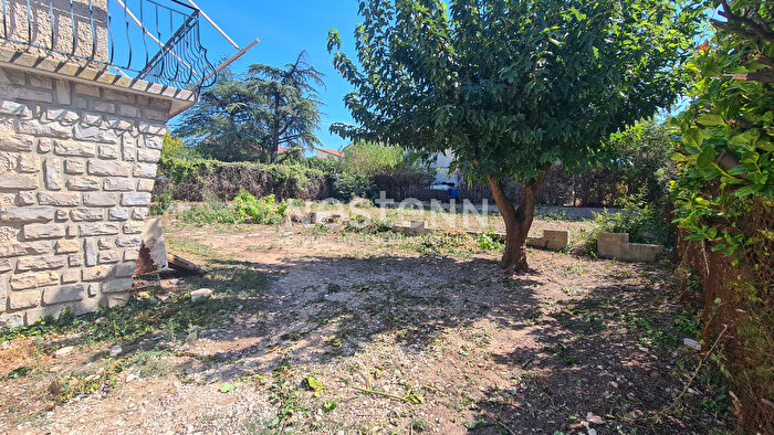 Maison 4 pièces à Carpentras, à vendre
