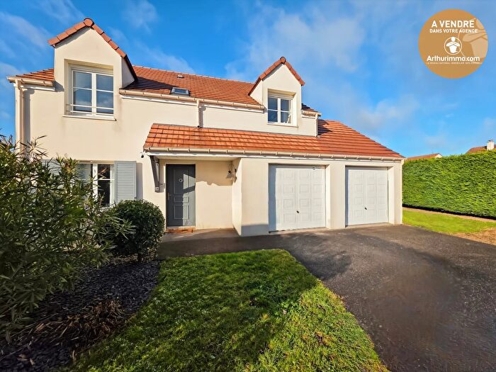 Maison à vendre - Chevannes - 5 pièces - 3 chambres