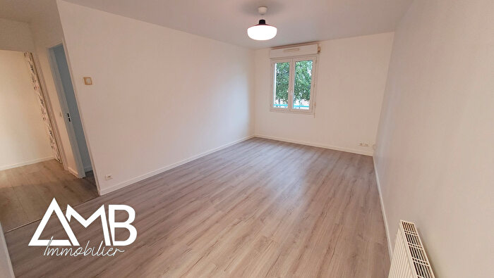 Appartement à louer - Chartres, Hôtel Dieu, Grand Faubourg - 2 pièces - 1 chambre